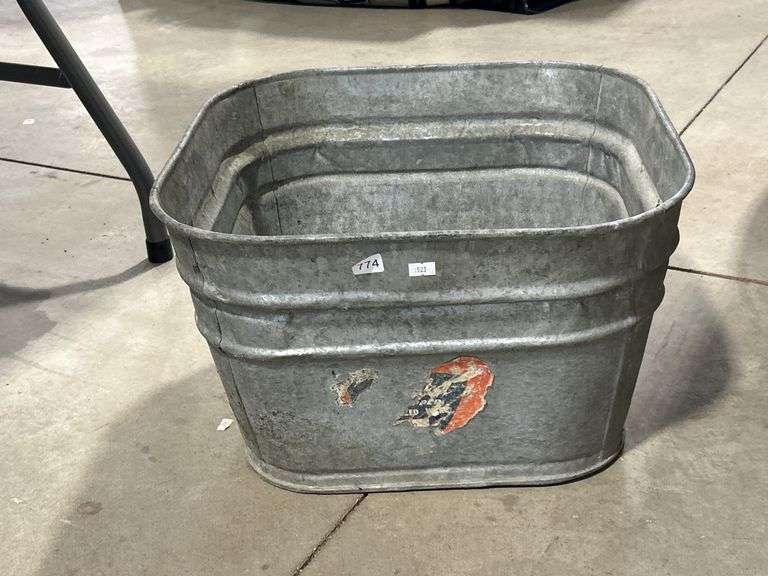 GALVANIZED WASH TUB - 19"X19"X11" - Shackelton Auctions Inc.
