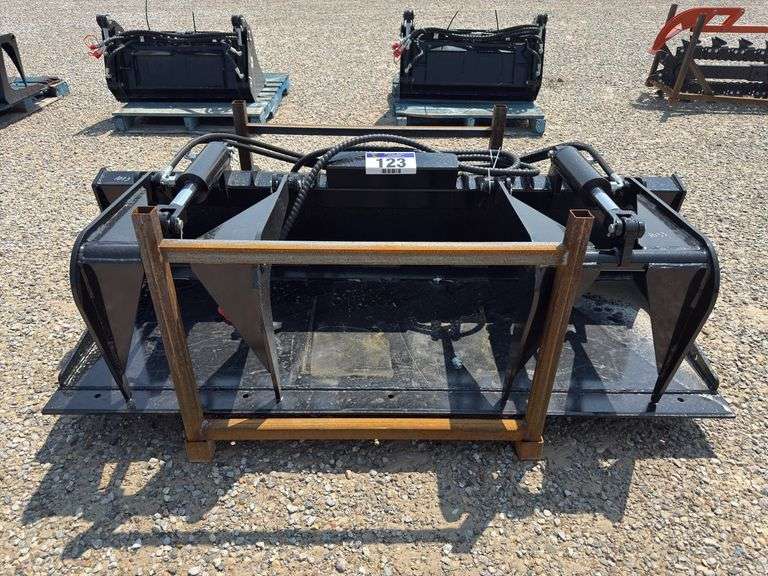 2025 UNUSED GIYI GY-PG72C SKID STEER PLATE GRABBER - Shackelton ...