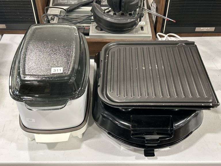 RIVAL SANDWICH GRILL AND HEATED SERVING DISH - Shackelton Auctions Inc.