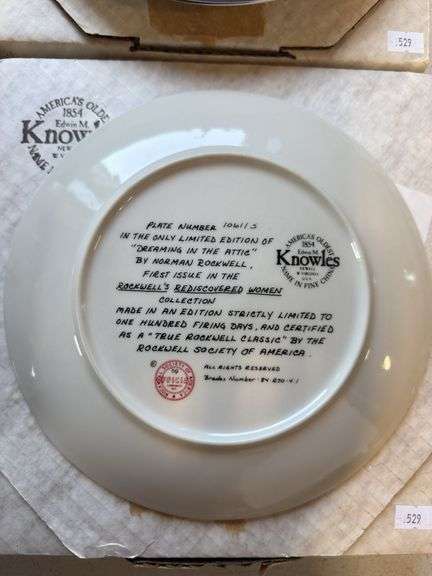 GROUP OF KNOWLES COLLECTOR PLATES - Shackelton Auctions Inc.