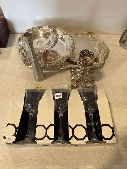 GROUP OF SILVERPLATE AND LUMINARC STEMWARE - Shackelton Auctions Inc.