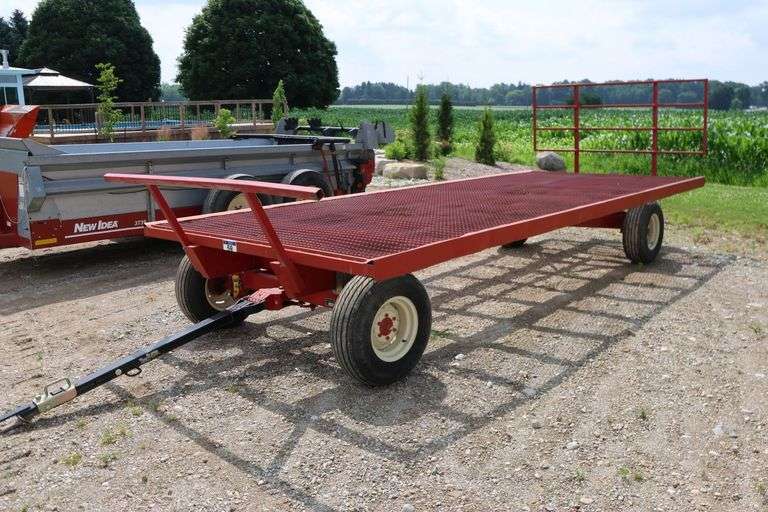 MARTIN TRAIL BLAZER 4108 WAGON & 20' METAL RACK - Shackelton Auctions Inc.