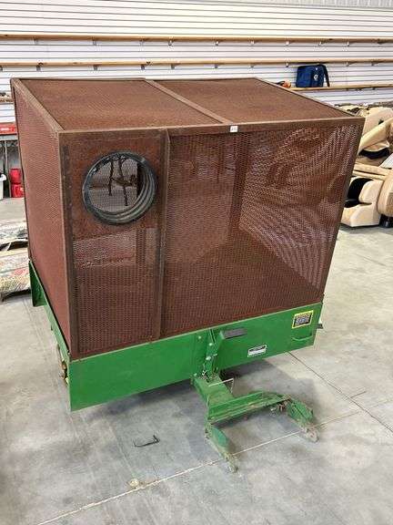 JOHN DEERE MC519 GRASS COLLECTOR WITH BLOWER - Shackelton Auctions Inc.