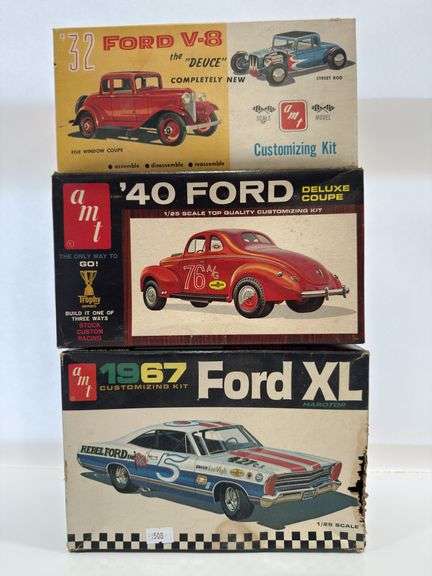 THREE VINTAGE MODEL KITS - USED - Shackelton Auctions Inc.