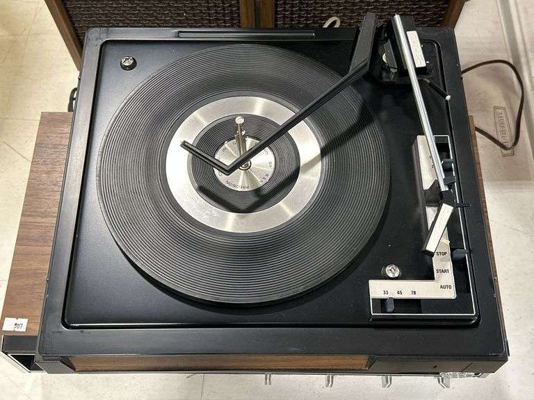 HOLIDAY AM/FM STEREO RECIEVER WITH 8 TRACK PLAYER, SPEAKERS, HEADPHONES ...