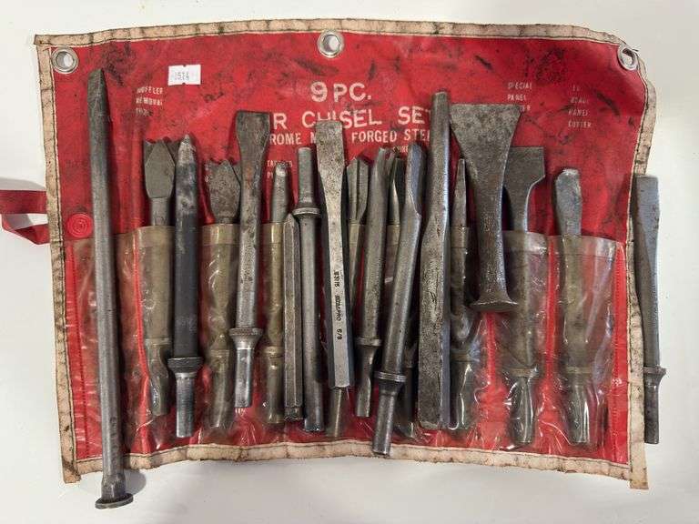 GROUP OF AIR CHISELS - Shackelton Auctions Inc.