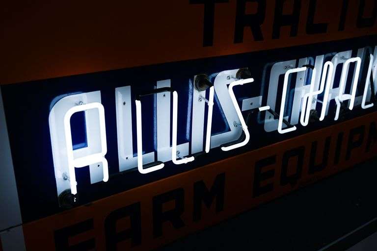 RARE 1940'S ALLIS-CHALMERS TRACTOR FARM EQUIPMENT PORECLAIN BULLNOSE ...