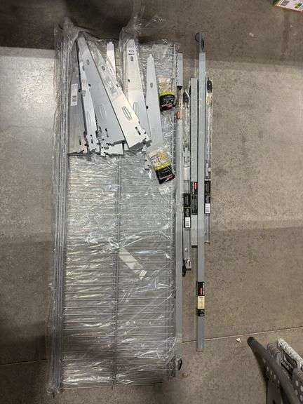 RUBBERMAID FASTRACK SHELVING SYSTEM PIECES - Shackelton Auctions Inc.