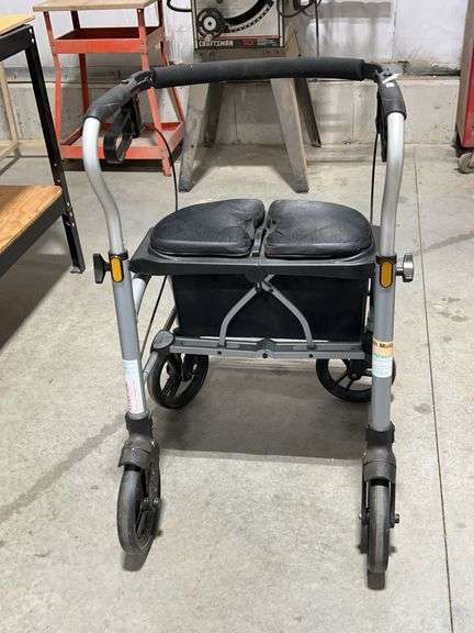 EVOLUTION WALKER - Shackelton Auctions Inc.