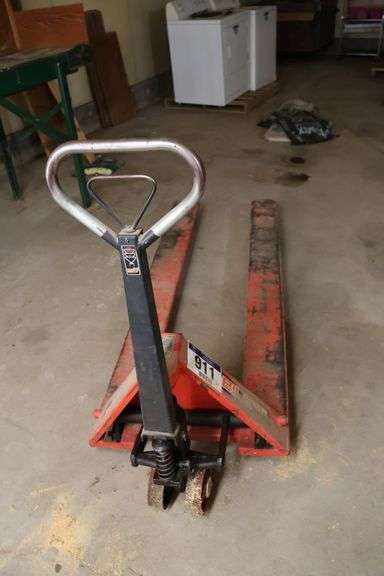 MOBILE ML55 HAND PALLET CART - Shackelton Auctions Inc.