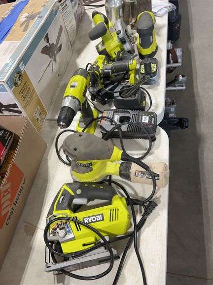 TWO ELECTRIC AND GROUP OF CORDLESS RYOBI HAND TOOLS WITH ONE BATTERY ...