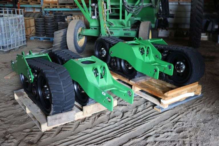 SET OF SOUCY 12" PLANTER TRACKS - Shackelton Auctions Inc.