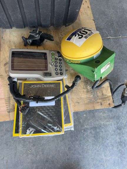 JOHN DEERE 1800 DISPLAY WITH STARFIRE 3000 RECIEVER - Shackelton ...