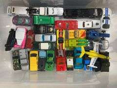 RC HEX LIZARD AND ASSORTED TOY VEHICLES - Shackelton Auctions Inc.