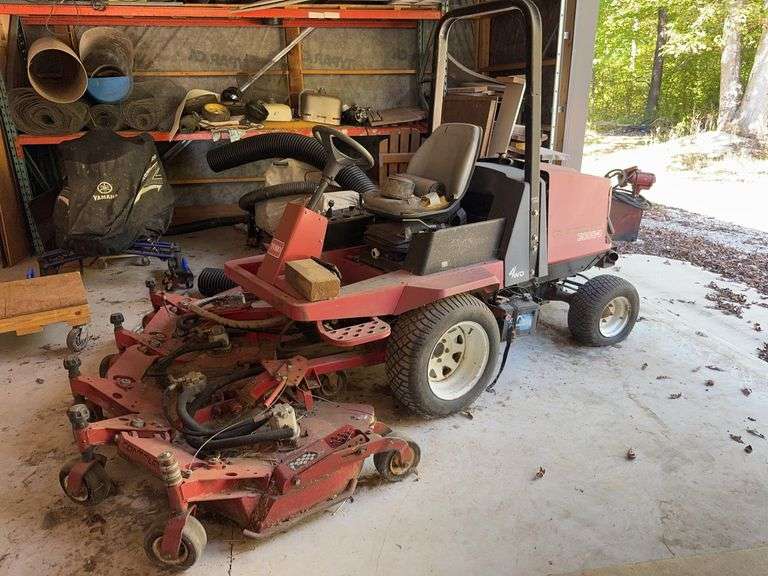 TORO GROUND MASTER 4WD 3000-D LAWN MOWER - Shackelton Auctions Inc.