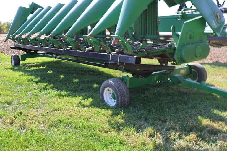 HORST CHC 20' HEADER CART - Shackelton Auctions Inc.