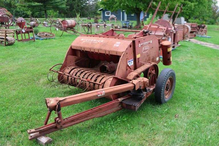 MCCORMICK INTERNATIONAL F-90A BALER - Shackelton Auctions Inc.