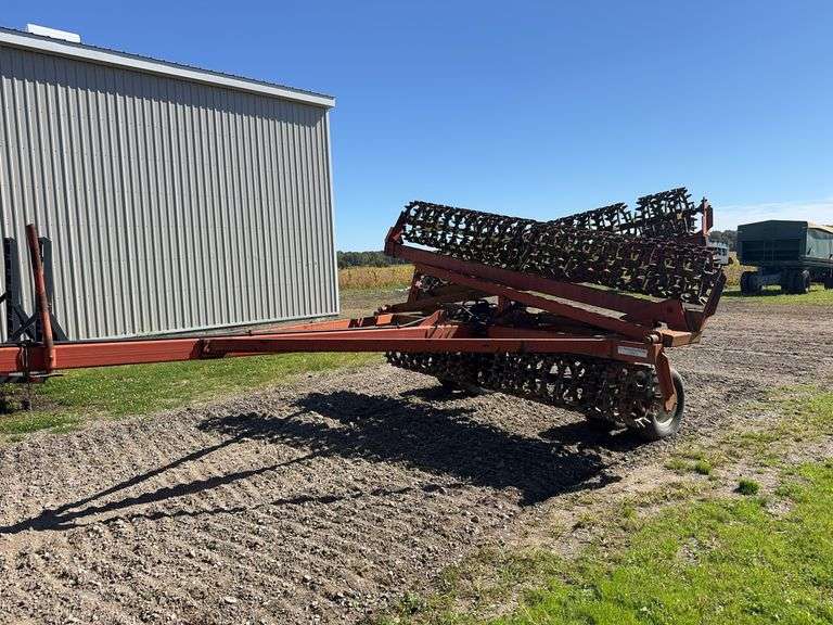 RJ EQUIPMENT 30' CROWFOOT PACKER - Shackelton Auctions Inc.