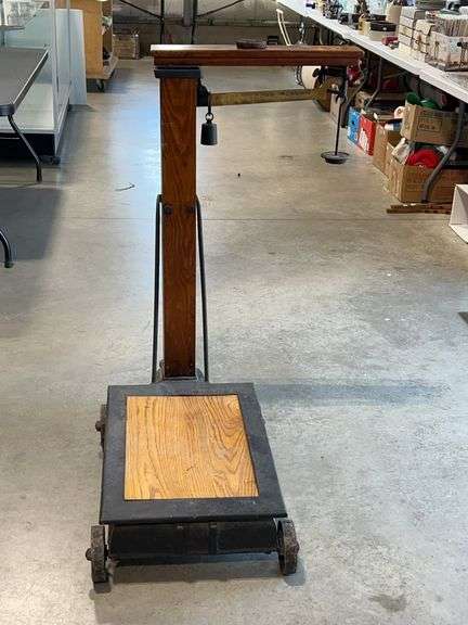 O.K. MFG CO. HAMILTON PLATFORM SCALE - Shackelton Auctions Inc.