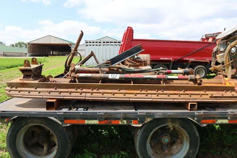 WAUSAU SNOW BLADE WING FRAME WORK - Shackelton Auctions Inc.