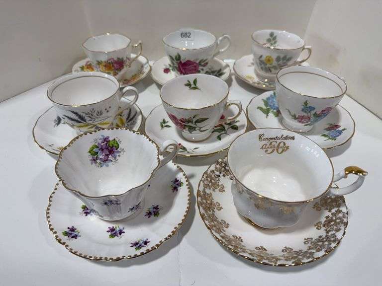 EIGHT ASSORTED TEA CUPS & SAUCERS - Shackelton Auctions Inc.