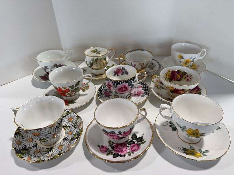 TEN ASSORTED TEA CUPS & SAUCERS - Shackelton Auctions Inc.