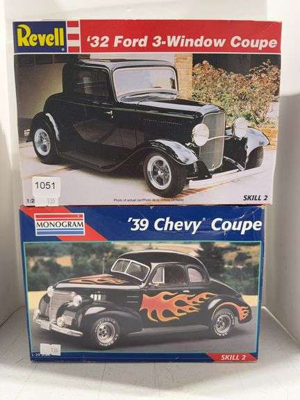 1932 FORD AND 1939 CHEVY MODEL KITS - Shackelton Auctions Inc.