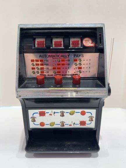 WACO PLASTIC SLOT MACHINE COIN BANK - Shackelton Auctions Inc.
