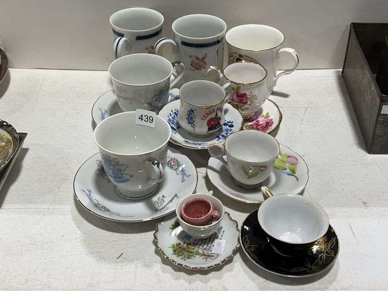 ASSORTED TEA CUPS AND SAUCERS, MUGS - Shackelton Auctions Inc.