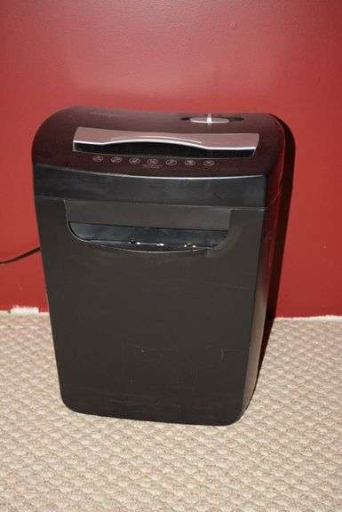 OMNITECH PAPER SHREDDER - Shackelton Auctions Inc.