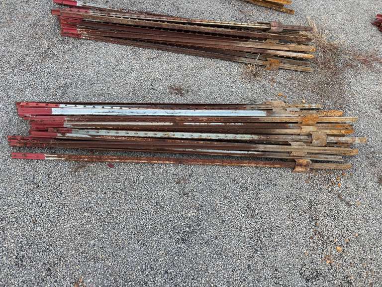 8- 25 6.5ft T-Post Bundles - Wilson National LLC