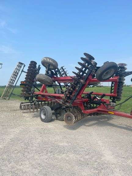 Case IH True-Tandem 330 Turbo-Till - Wilson National LLC
