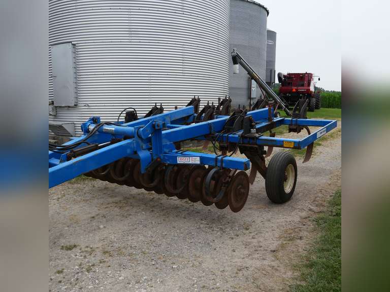 DMI Colter-champ 2 chisel plow - Wilson National LLC