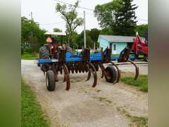 DMI Colter-champ 2 chisel plow - Wilson National LLC