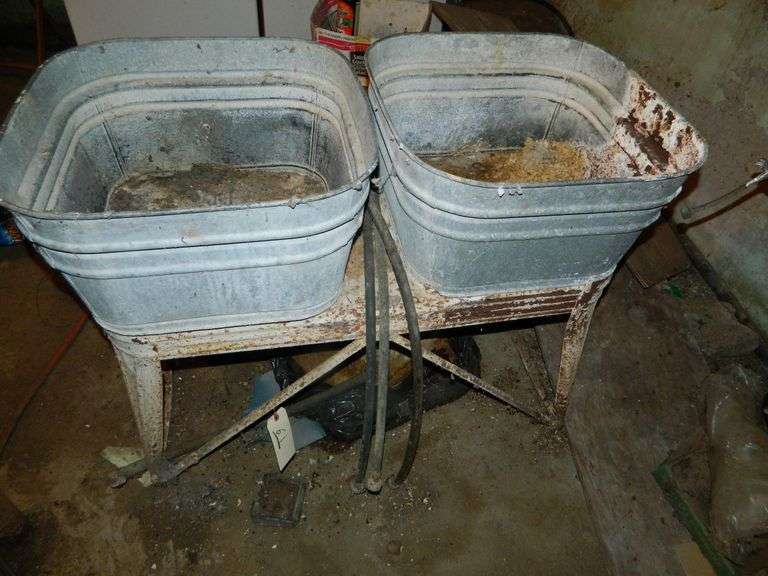 Double Wash Tub - Wolfe Auction & Realty, LLC