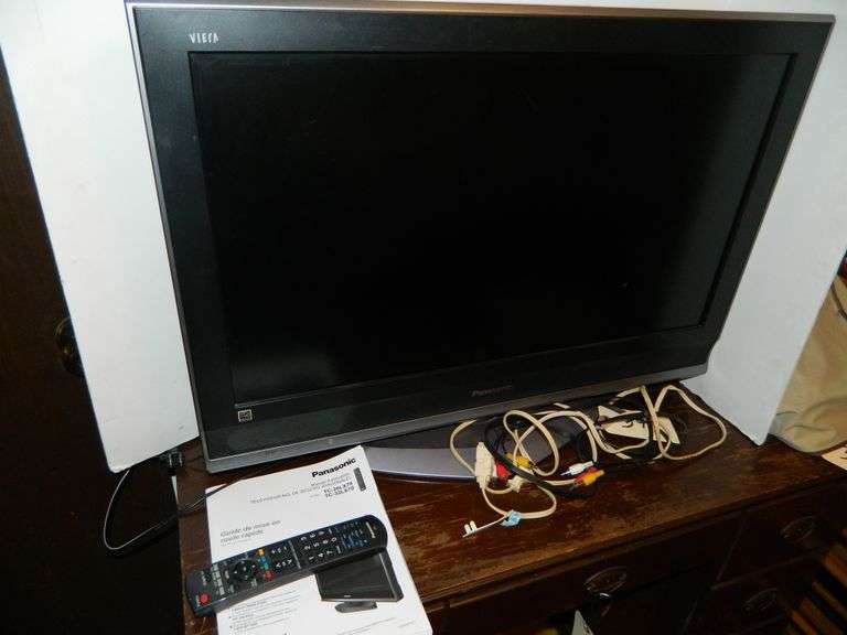 26" Panasonic Television - Wolfe Auction & Realty, LLC
