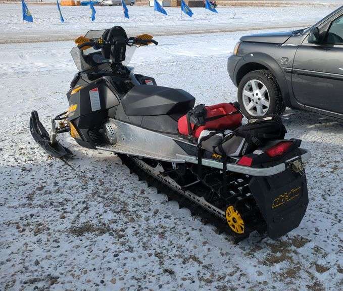 2009 Skidoo Summit 800 Snowmobile - Wild Rose Auction Services