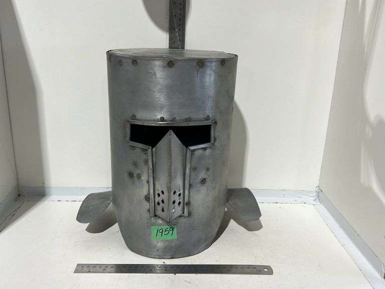 Metal Knight Helmet - Wild Rose Auction Services