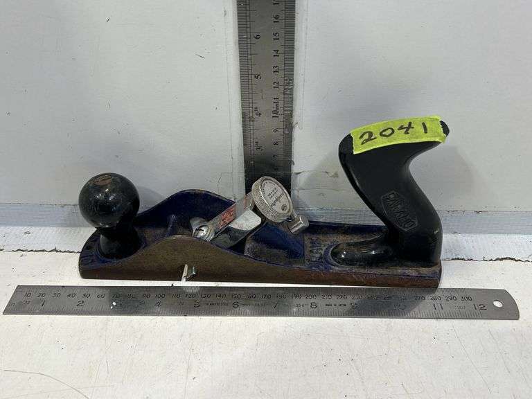 Paramo Plane master 10" - Wild Rose Auction Services