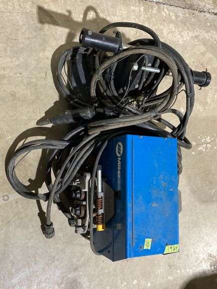 Miller 24v Constant Speed wire feeder welder M#131788-0221, S# KE594210 ...