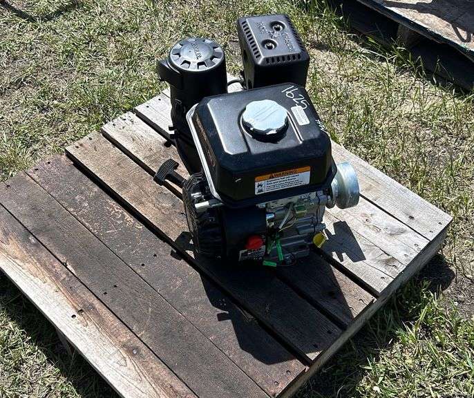 Kohler Command Pro 7 Engine (Owner States new) - Wild Rose Auction Services