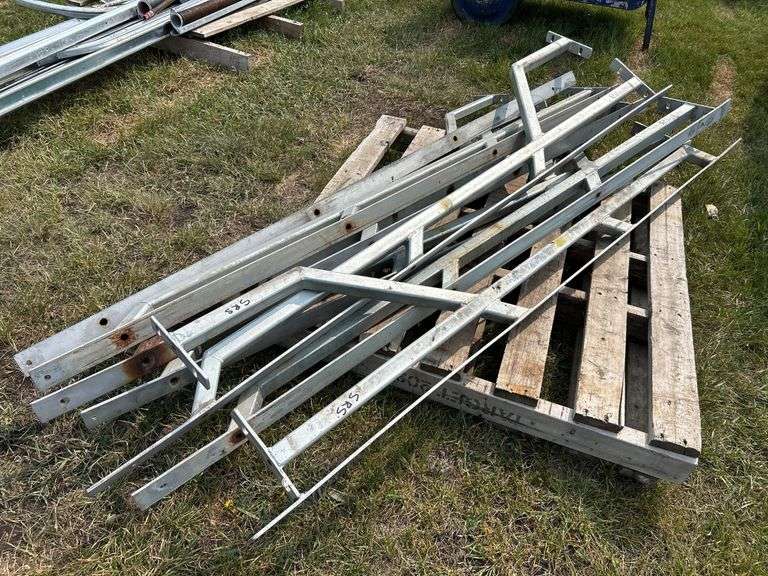 Truck Box Rails Approx. 7'4'' - Wild Rose Auction Services