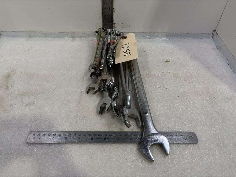 7mm - 29mm Open/Closed Wrenches approx 14"L - Wild Rose Auction Services