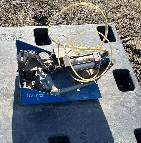 Nopak Valves & cylinders JCLA 250x4MZNN53, *UnReserved* - Wild Rose ...