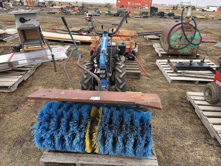 BCS Professional 850 Sidewalk sweeper w/ Kohler command pro 12 motor ...