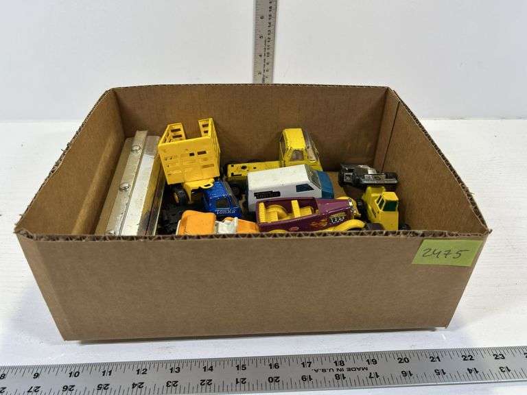 Box of assorted toy Tonka cars/trucks, approx 10, *Unreserved* - Wild ...