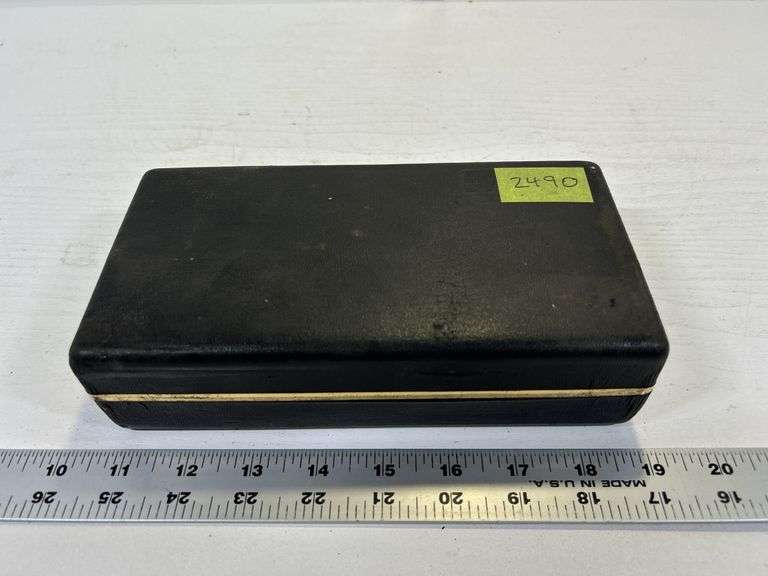 Central Tools Dial Indicator set, *Unreserved* - Wild Rose Auction Services