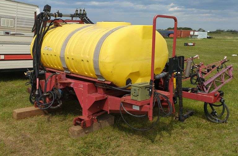 Demco RMLE 500 3HP Sprayer w/ 45' Hydraulic X Fold Booms c/w Raven ...