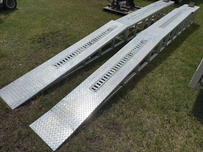 Custom Aluminum Loading Ramps Sections for Toy Hauler, approx 17' L x 1 ...
