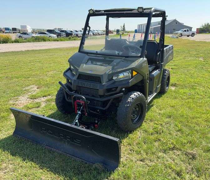 2016 Polaris Ranger ETX Side by Side, 400cc w/ Blade approx 66"x16 ...